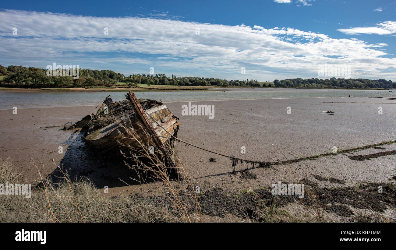 The old ship wreck Stock Photo - Alamy