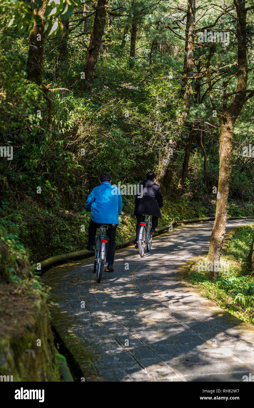 National park wardens hi-res stock photography and images - Alamy