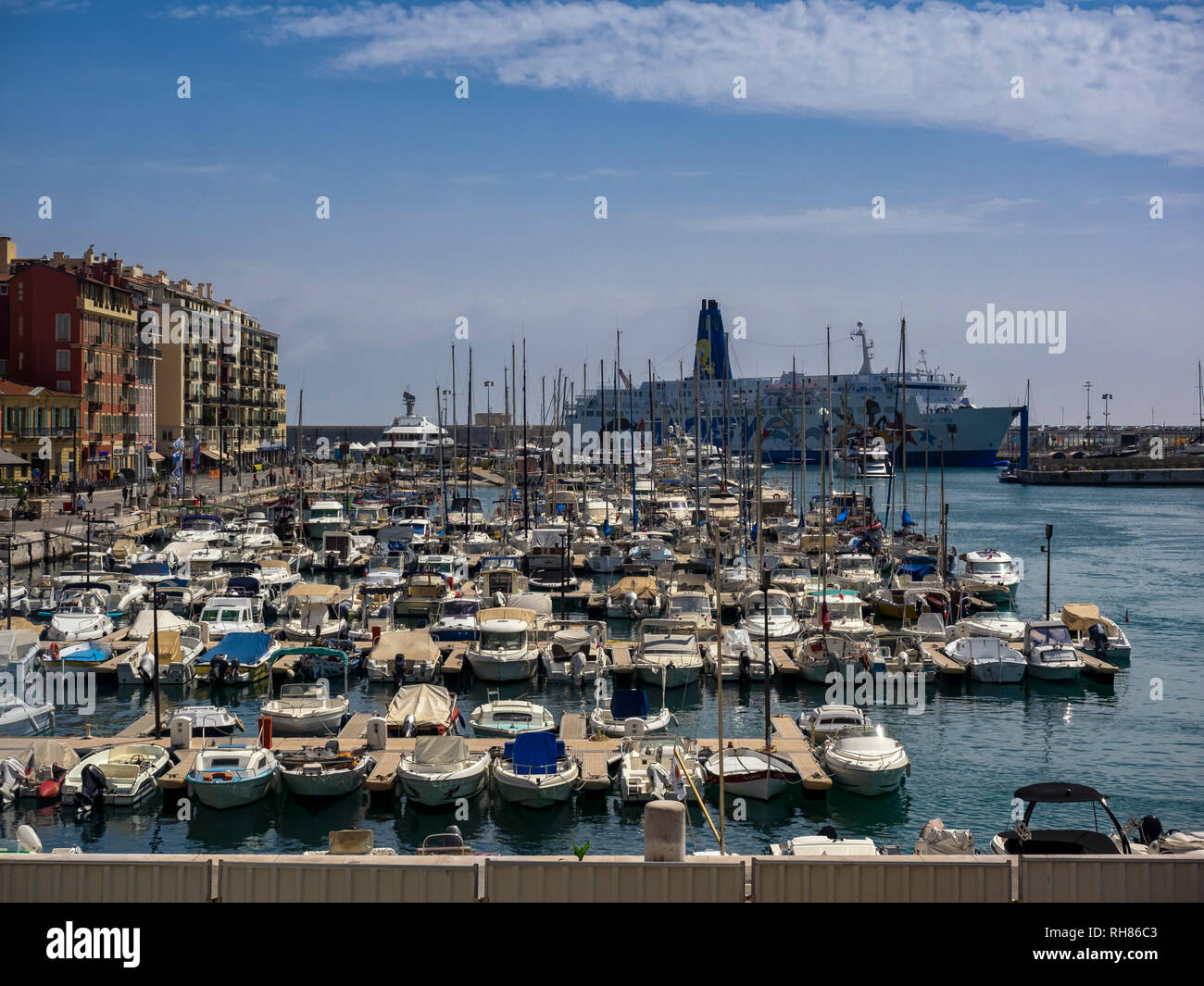 NICE, FRANCE - MAY 29, 2018: View over the Harbour of Port de Nice ...