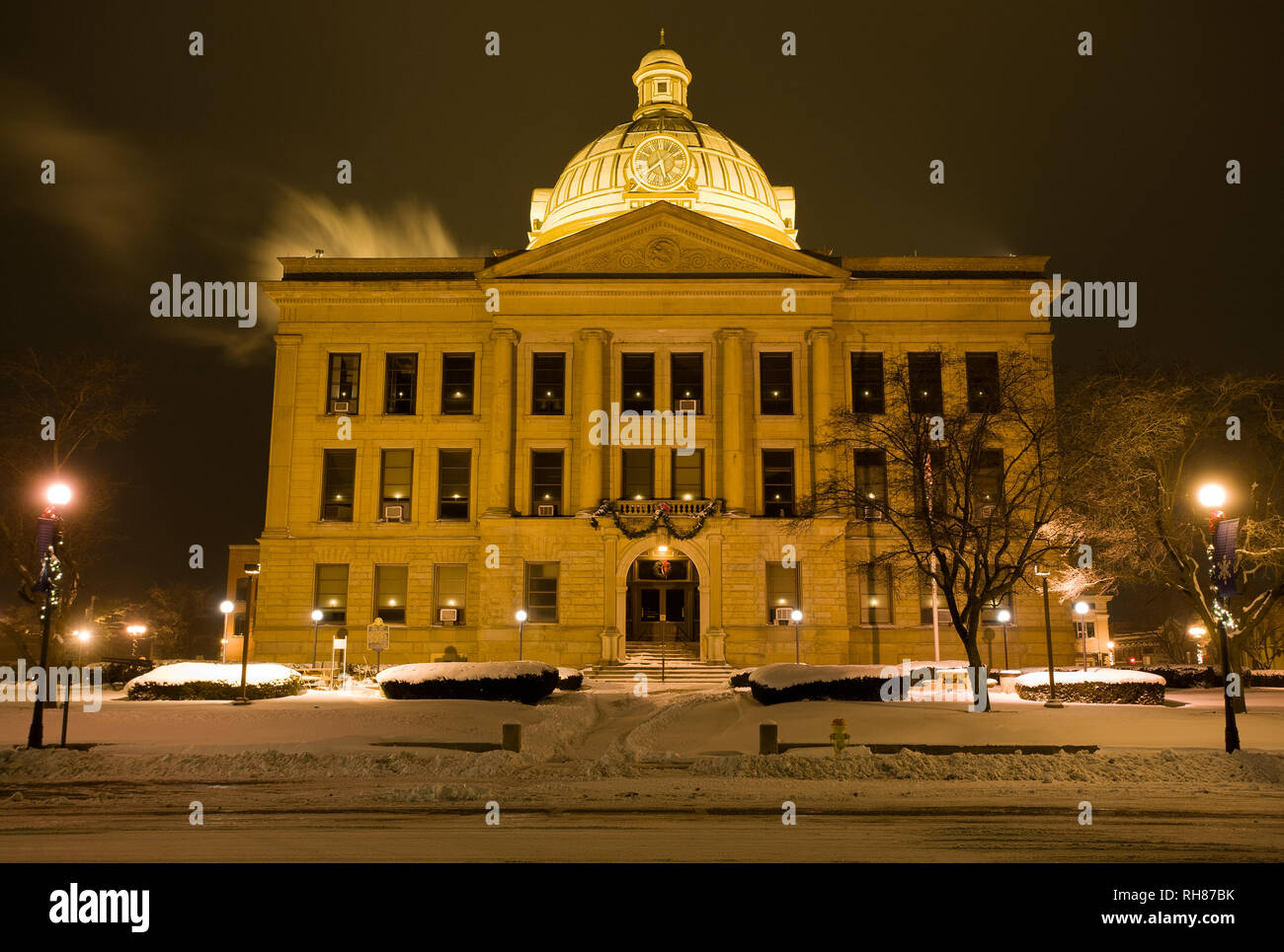 Logan county courthouse hi-res stock photography and images - Alamy