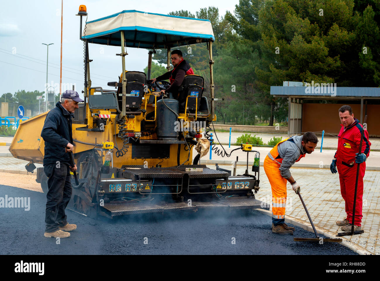 Asphalt spreading machine hi-res stock photography and images - Alamy