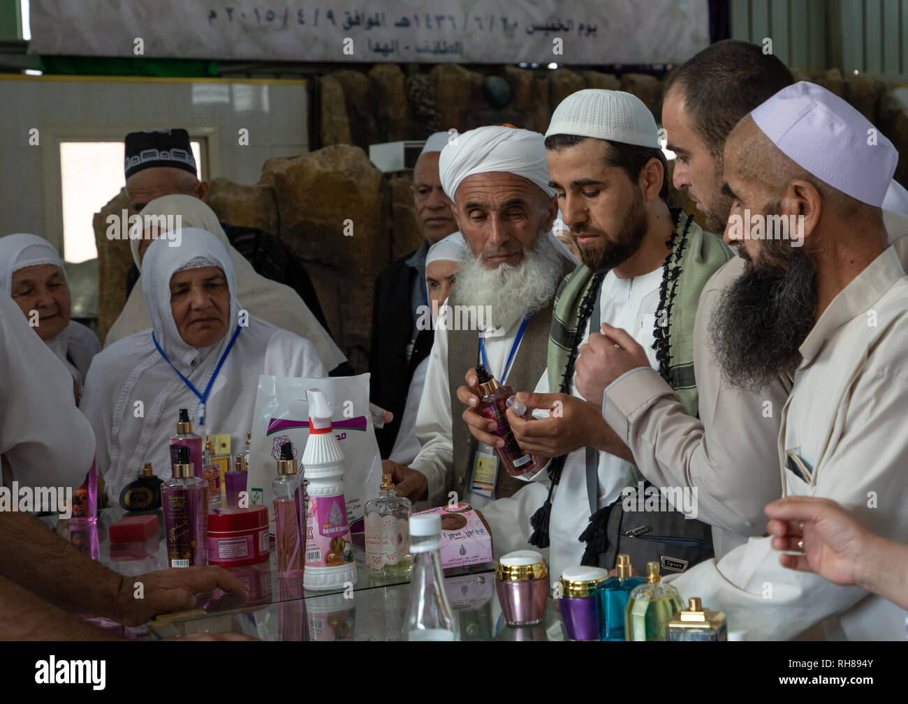 Taif and saudi arabia and rose factory hi-res stock photography and ...