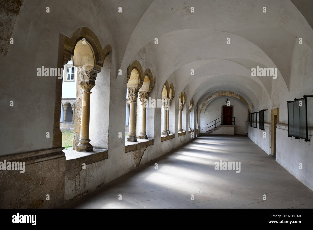 Carmelite monastery convent cloister hi-res stock photography and ...