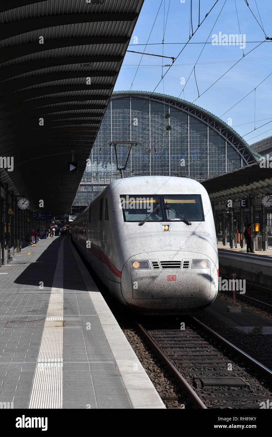 ICE 1;high-speed trainset;frankfurt main;germany Stock Photo - Alamy