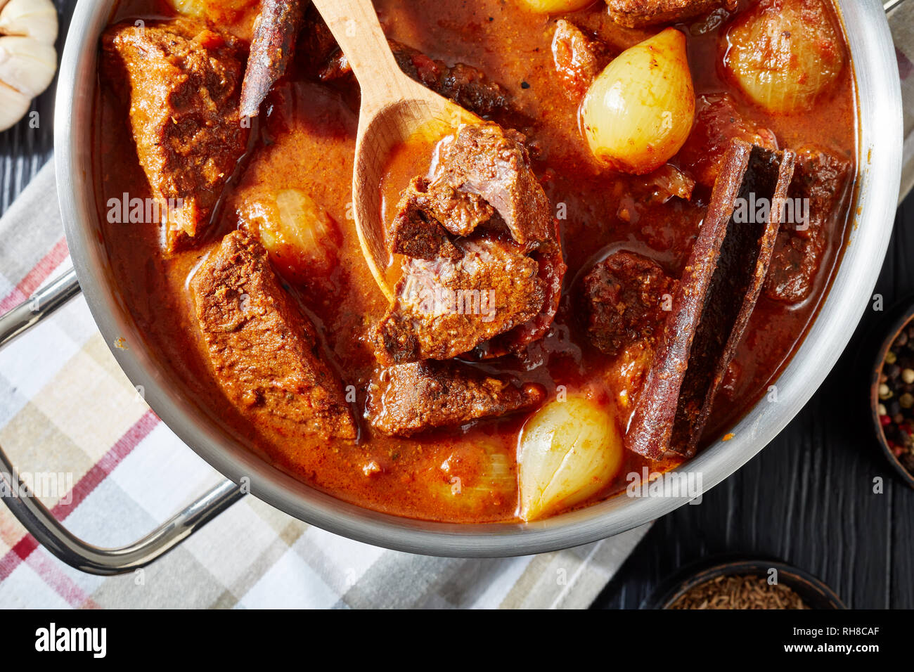 Lamb stew crete hi-res stock photography and images - Alamy