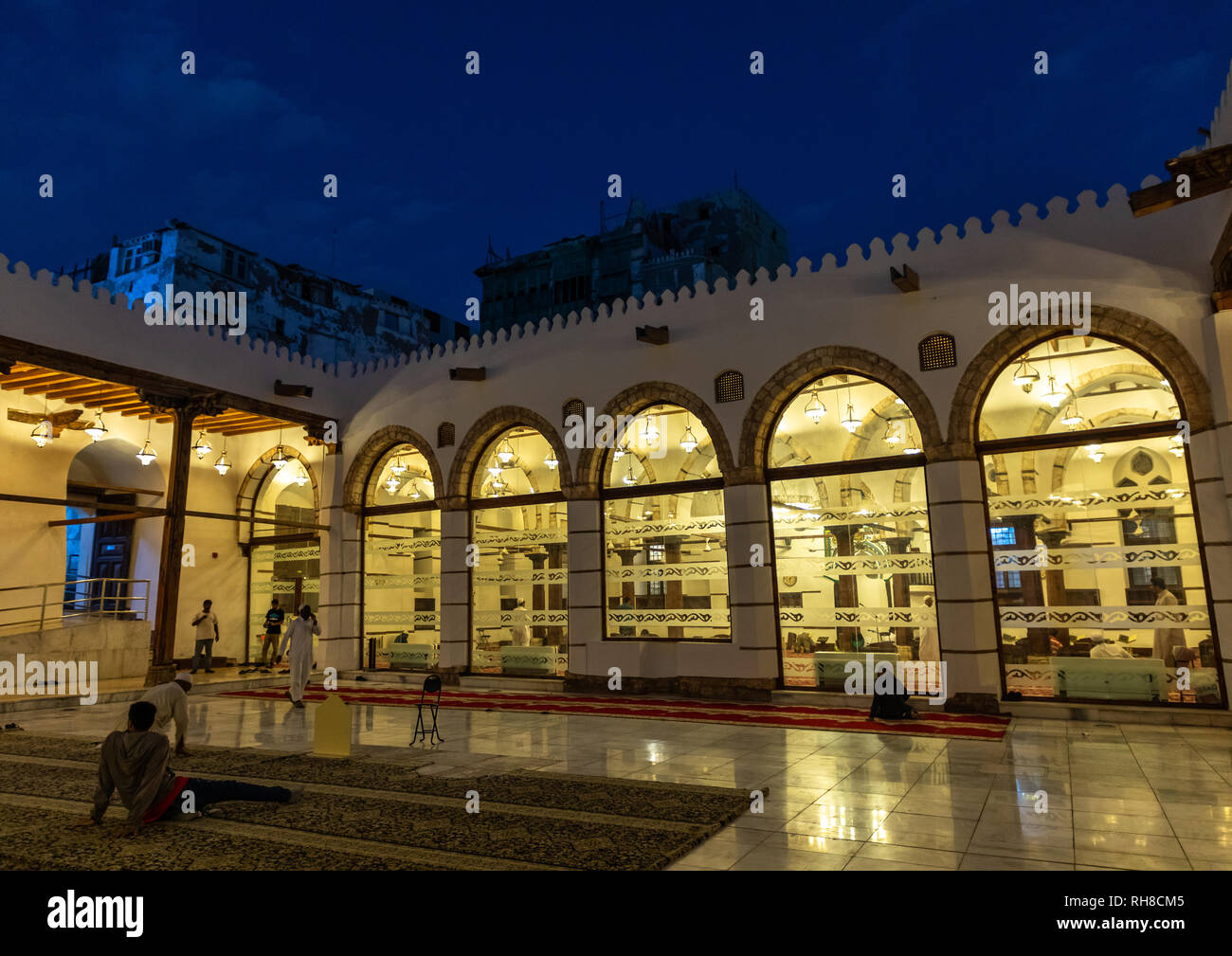 Men praying in al Shafi mosque, Mecca province, Jeddah, Saudi Arabia ...