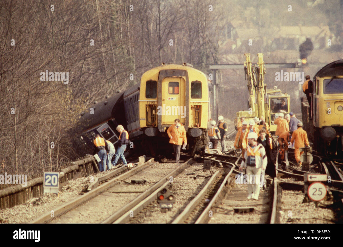 Carriages hang over rail embankment hi-res stock photography and images ...