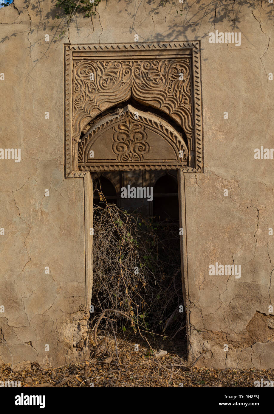Doorway gypsum decoration of a farasani house, Red Sea, Farasan, Saudi ...