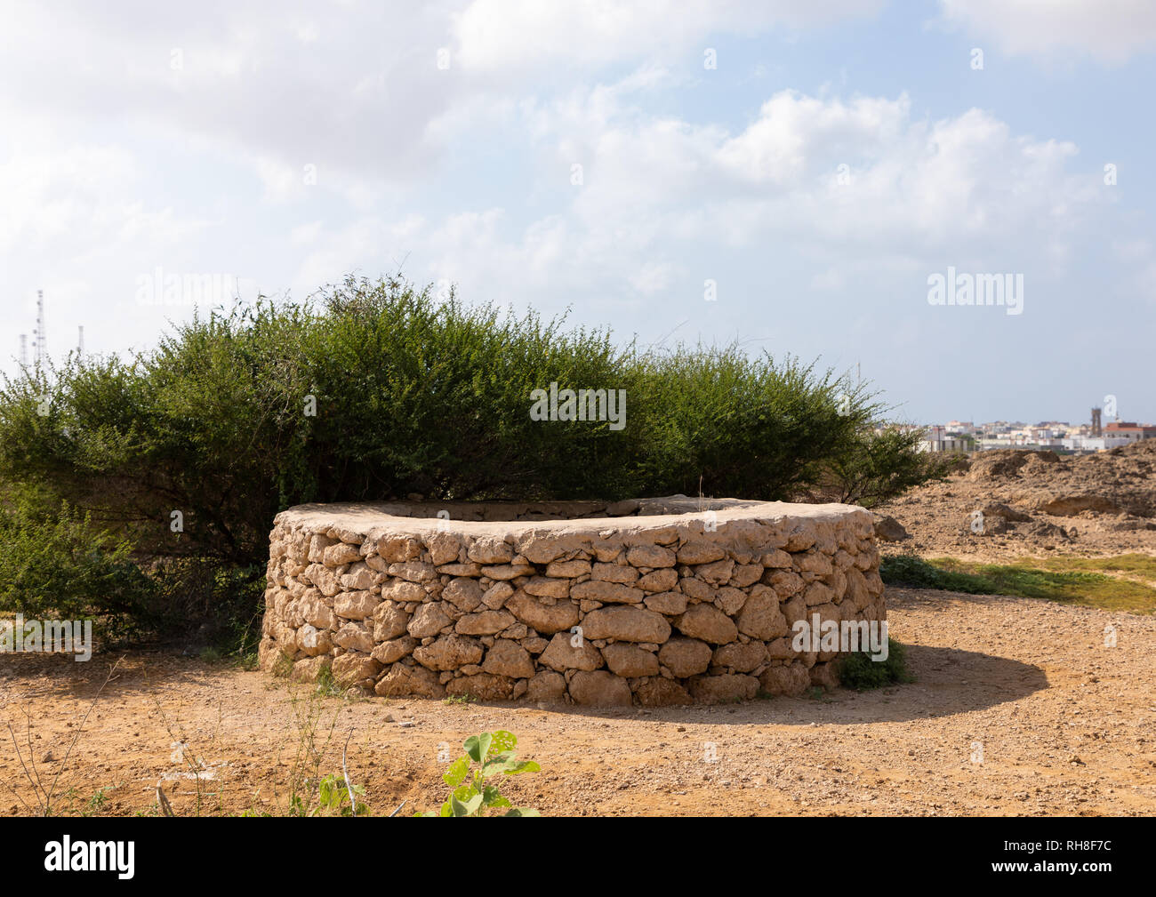 Old well full water hi-res stock photography and images - Alamy