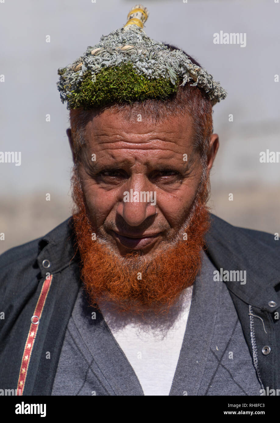 Saudi beard hi-res stock photography and images - Alamy