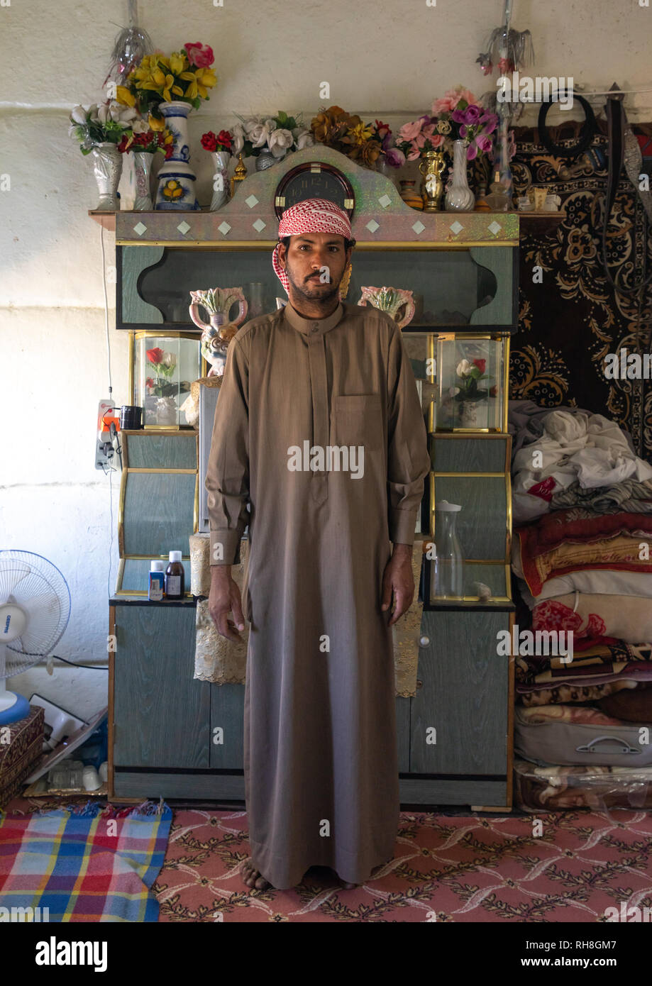 Saudi arabia farmer hi-res stock photography and images - Alamy