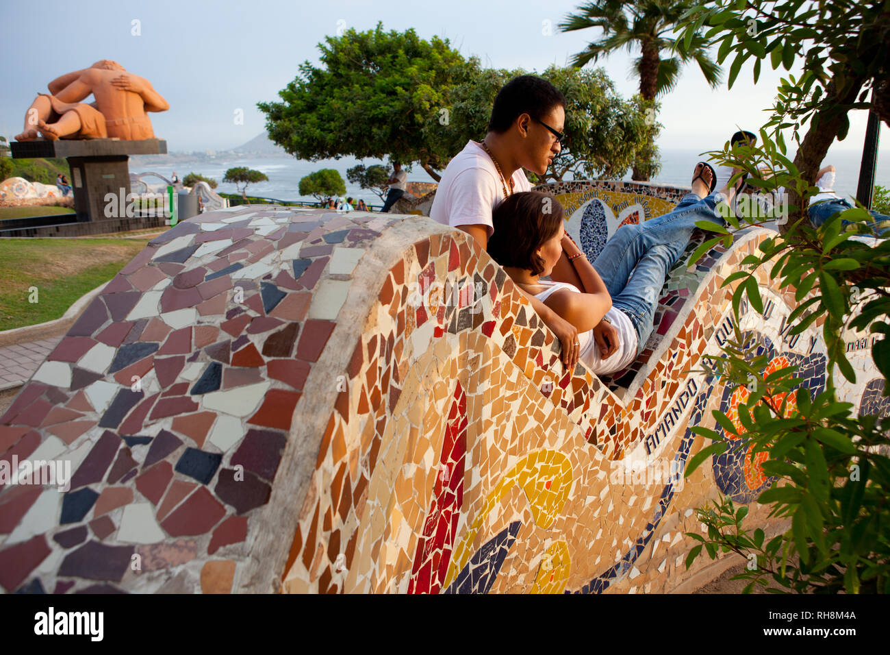 Lovers park lima hi-res stock photography and images - Alamy