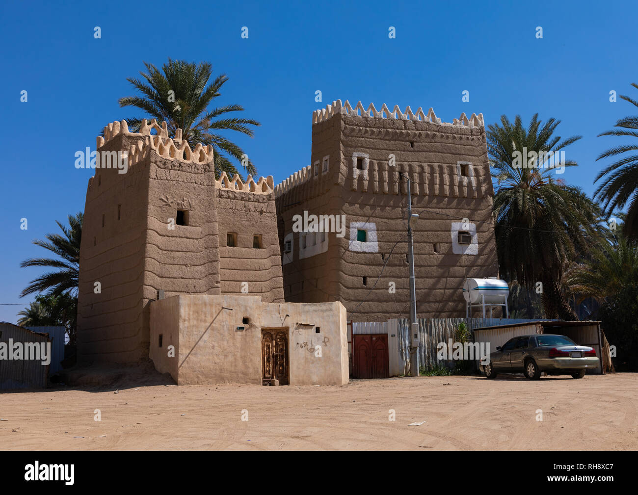 Saudi Arabia Mud House High Resolution Stock Photography and Images - Alamy