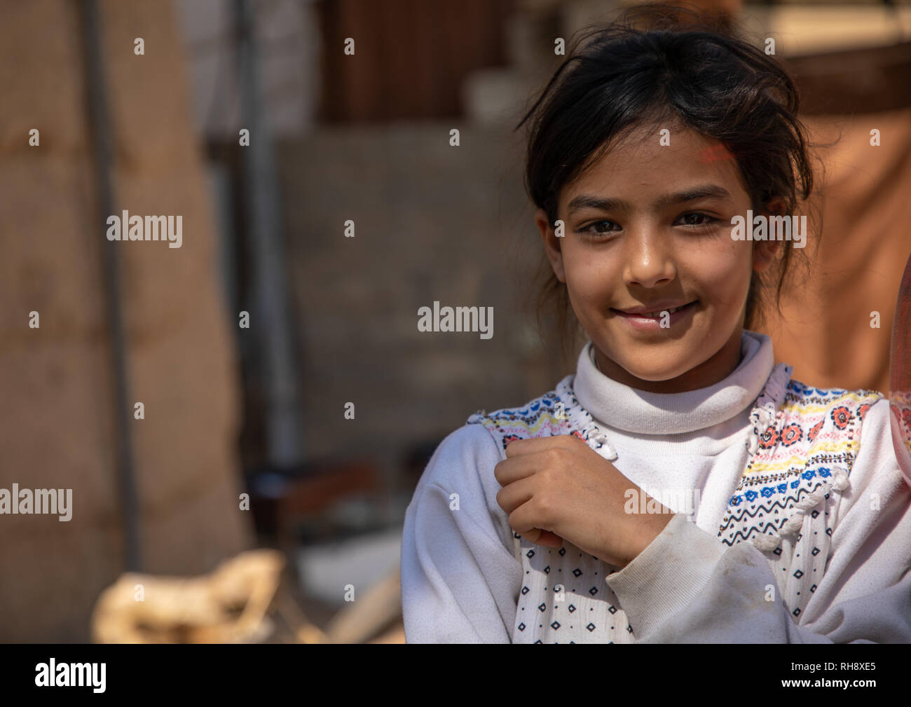 Saudi girl hi-res stock photography and images - Alamy