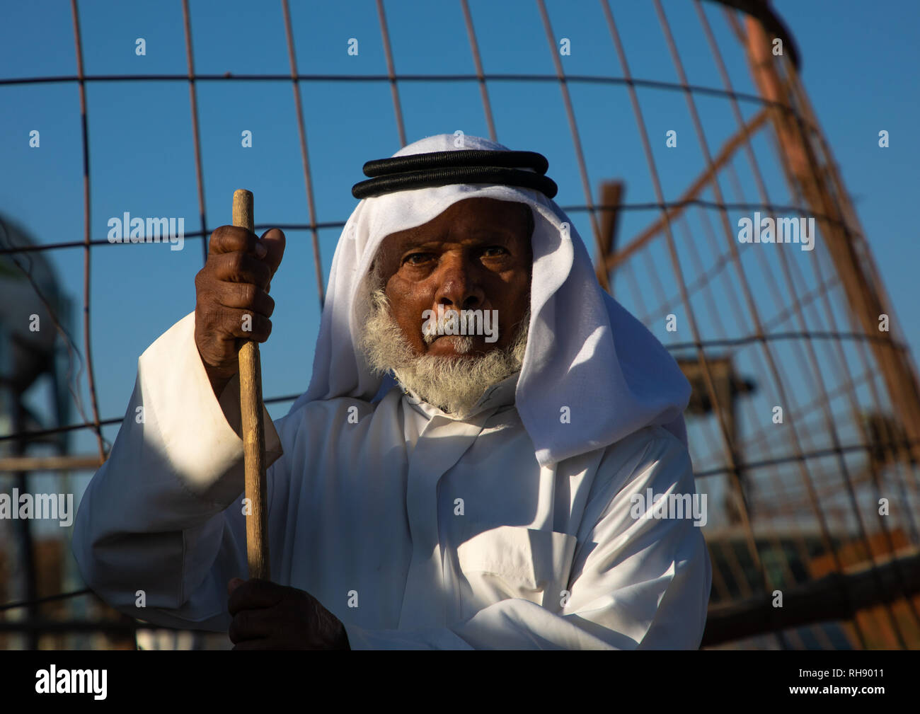Saudi males hi-res stock photography and images - Alamy