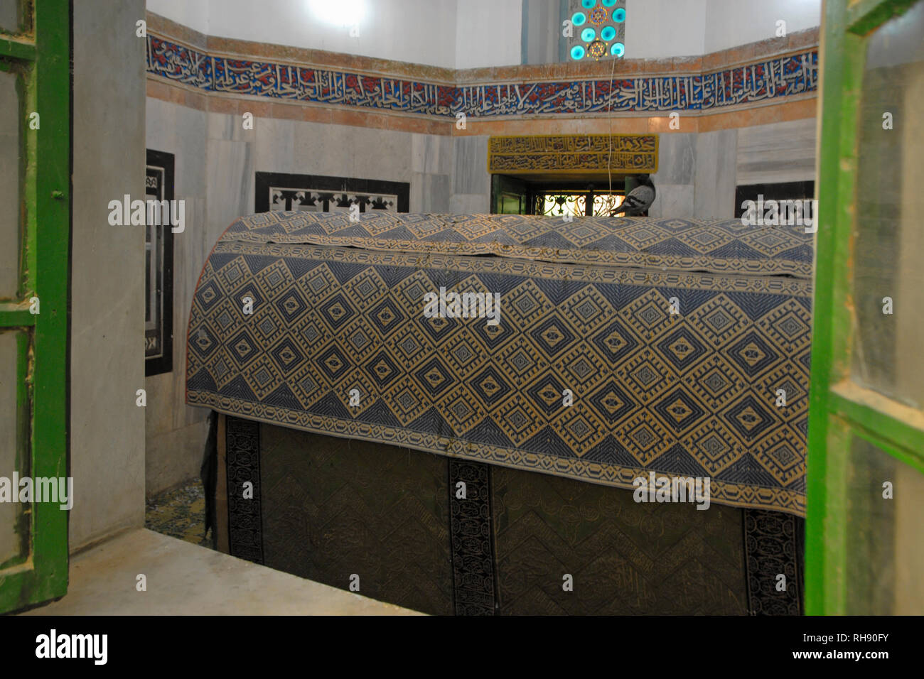 Cave of machpelah hi-res stock photography and images - Alamy