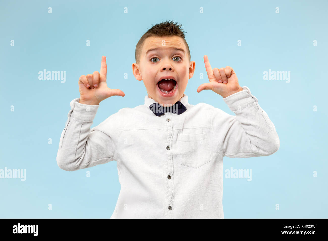 Do not miss. Young casual boy shouting. Shout. Crying emotional teen ...