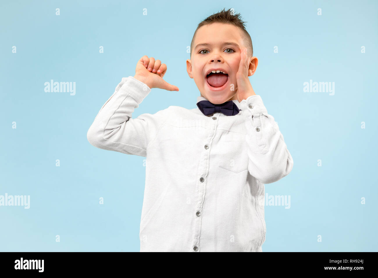 Do not miss. Young casual boy shouting. Shout. Crying emotional teen ...