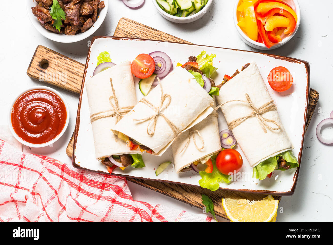 Take away wraps hi-res stock photography and images - Alamy