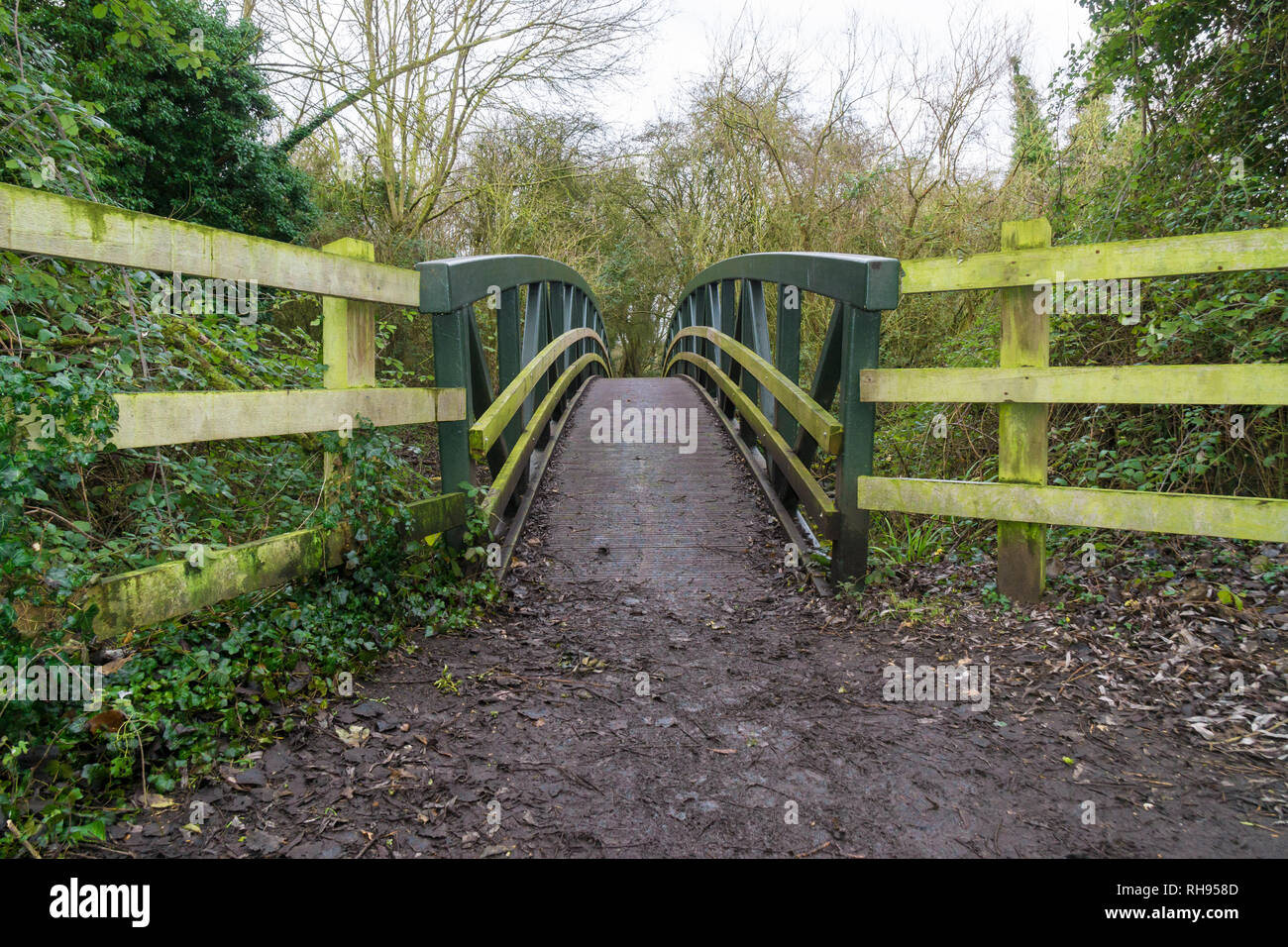 Park bridge entrance hi-res stock photography and images - Alamy