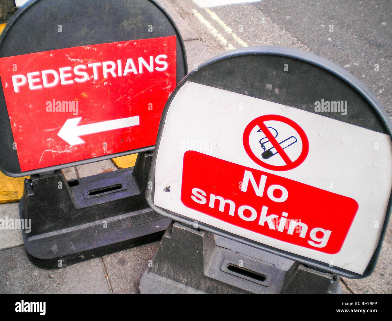 Street signs, London, England, United Kingdom Stock Photo - Alamy