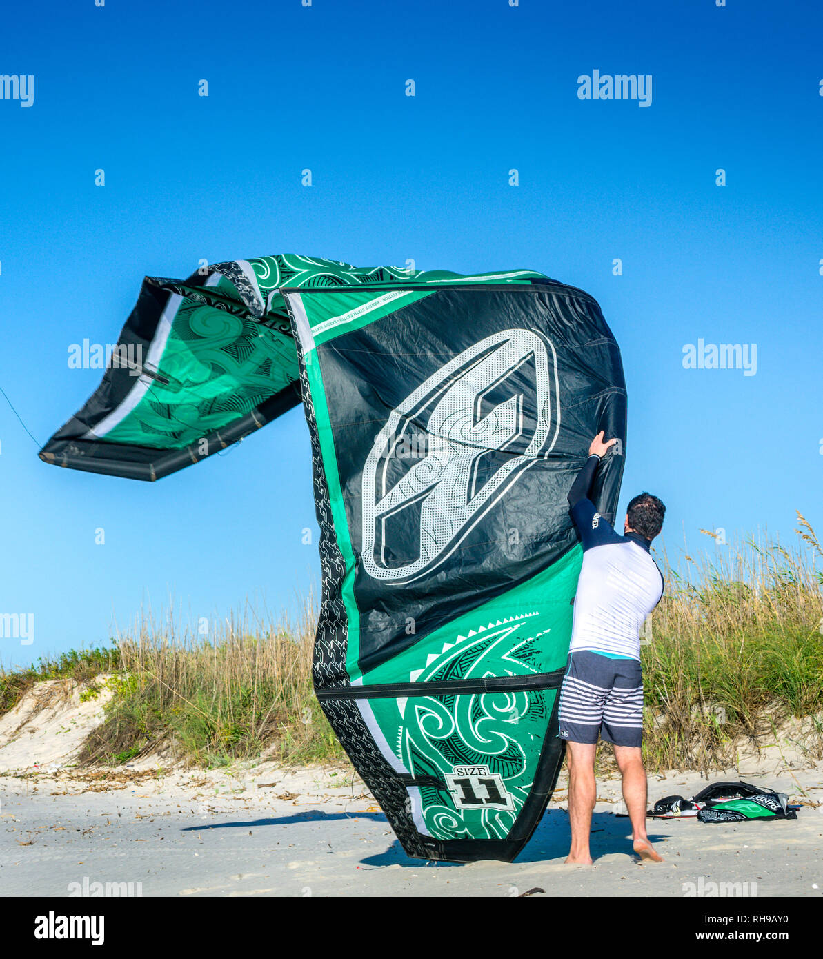 Delta c shape kite hi-res stock photography and images - Alamy