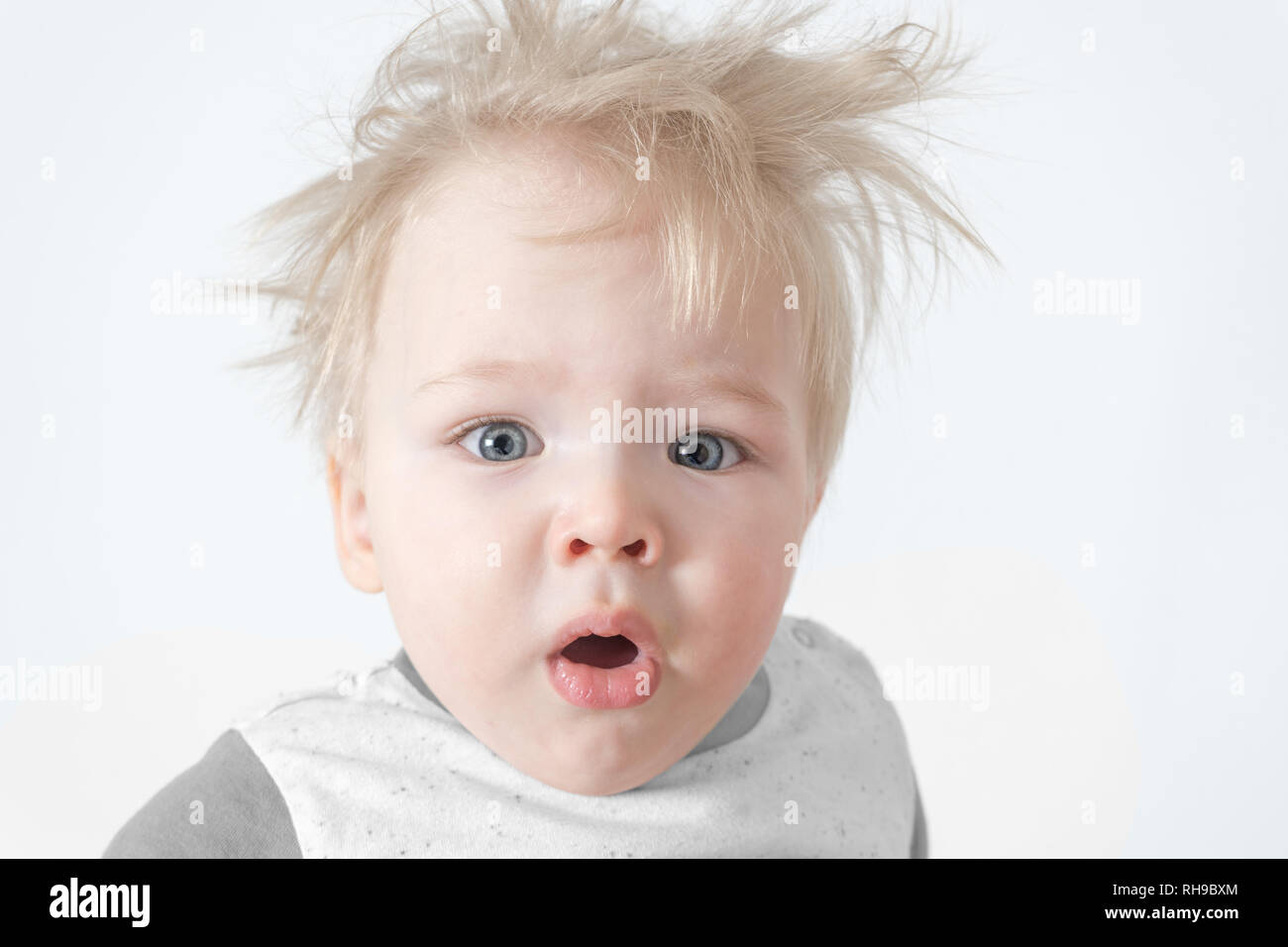 Sleepy face hi-res stock photography and images - Alamy