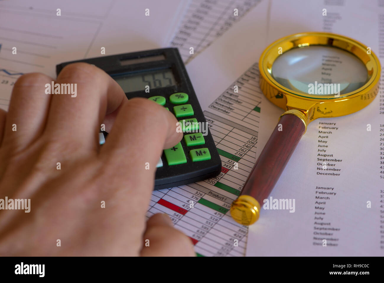 Accounting documents hi-res stock photography and images - Alamy