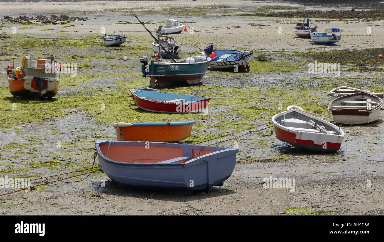 Guernsey fishing boats hi-res stock photography and images - Alamy