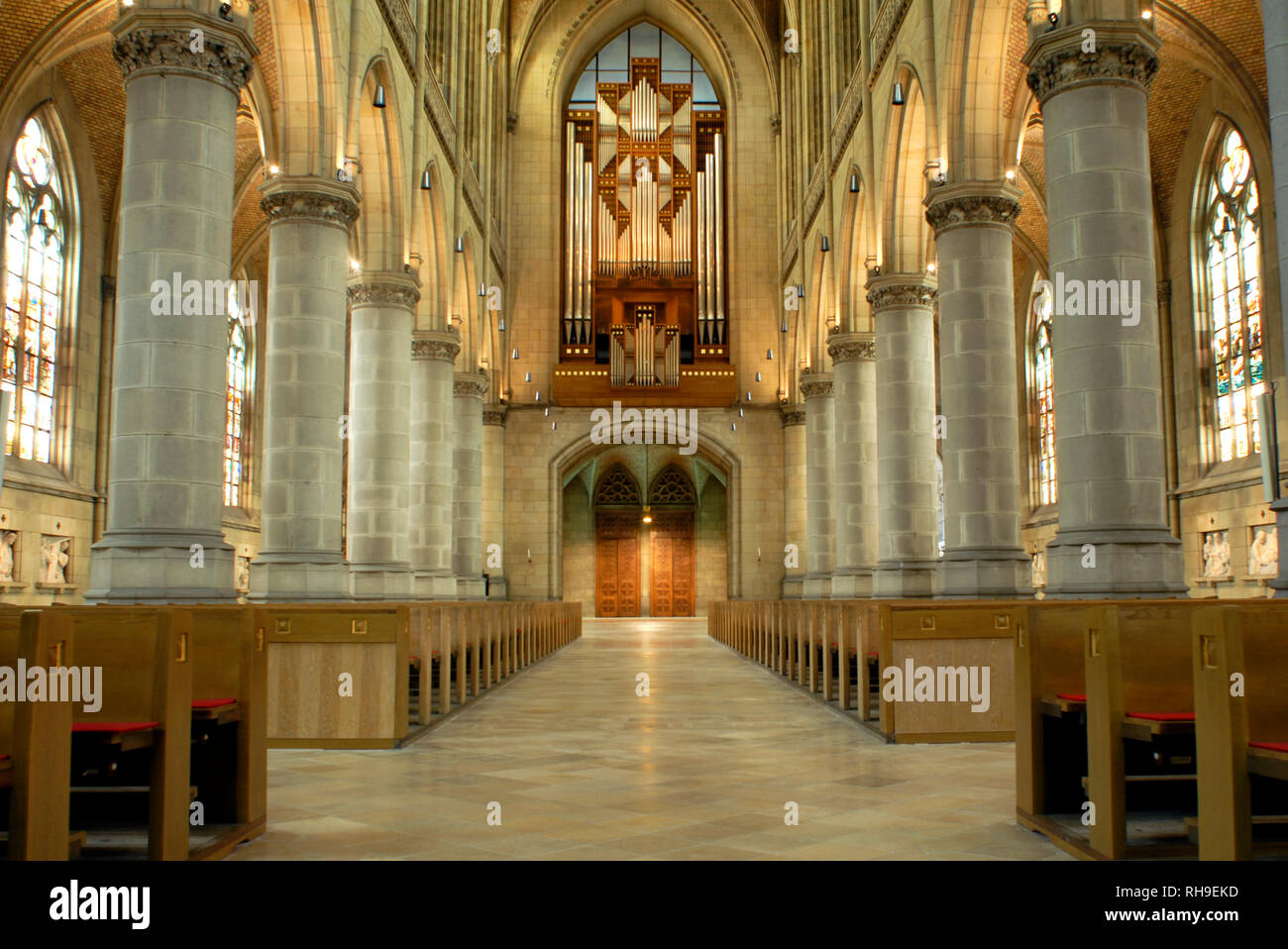 Mariendom linz hi-res stock photography and images - Alamy