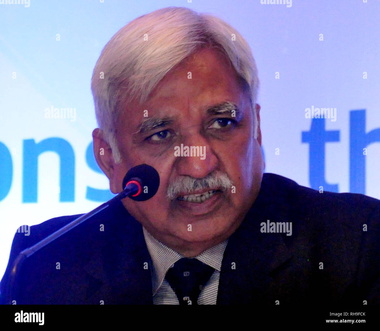 Chief election commissioner india hi-res stock photography and images ...