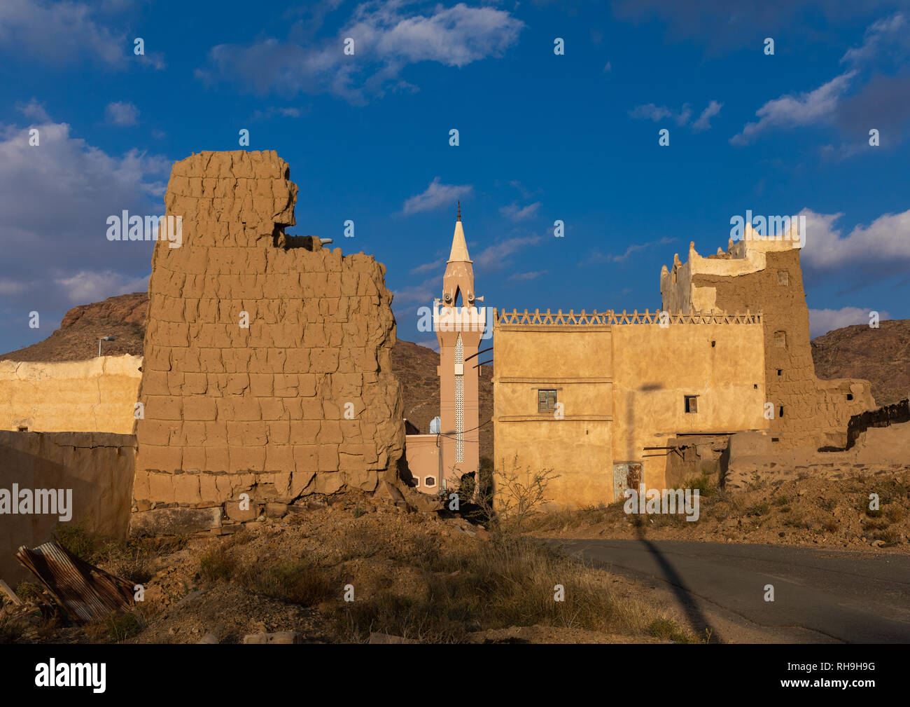 Mosque in an old village of traditional mud houses, Asir province, Ahad ...