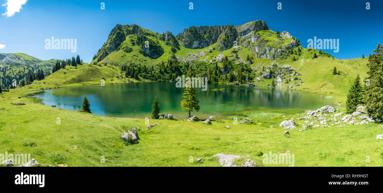 panoramic picture of Seebergsee in the Berner Oberland Stock Photo - Alamy