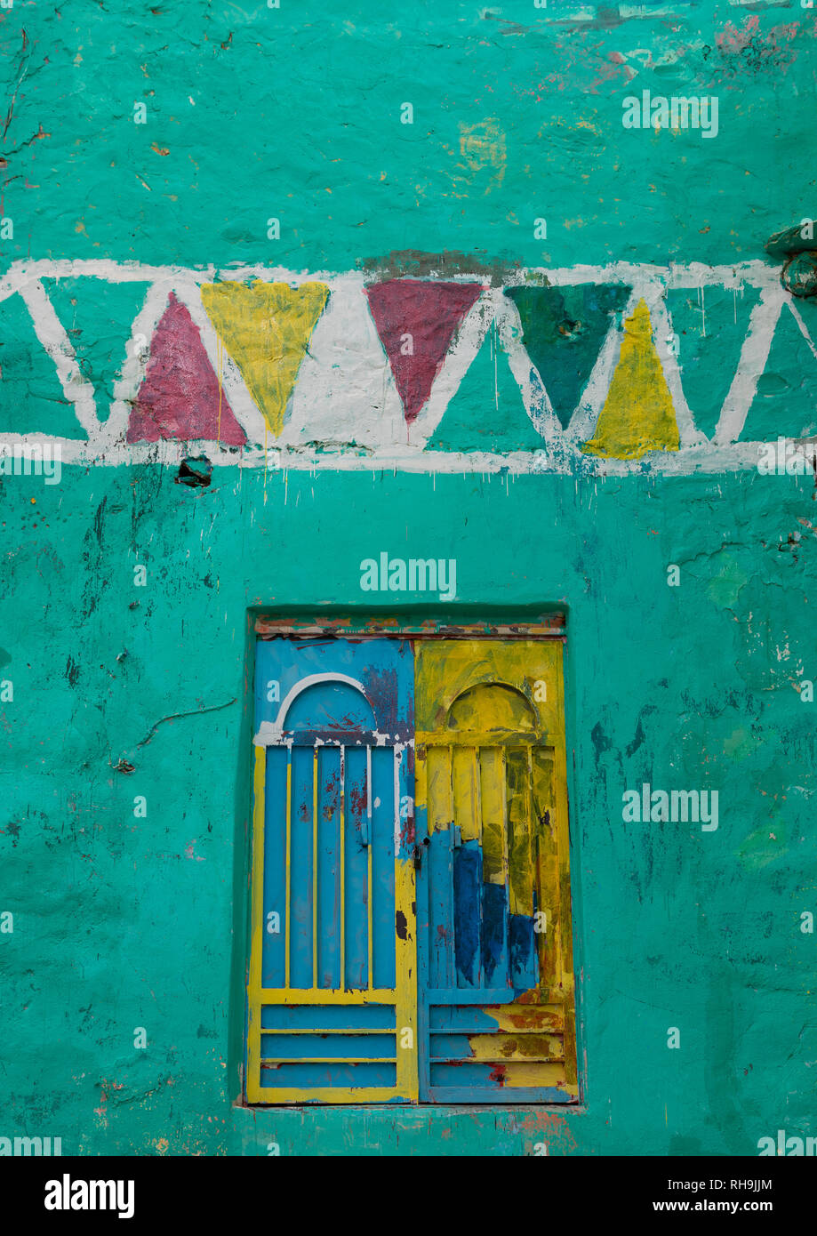 Painted house asir hi-res stock photography and images - Alamy