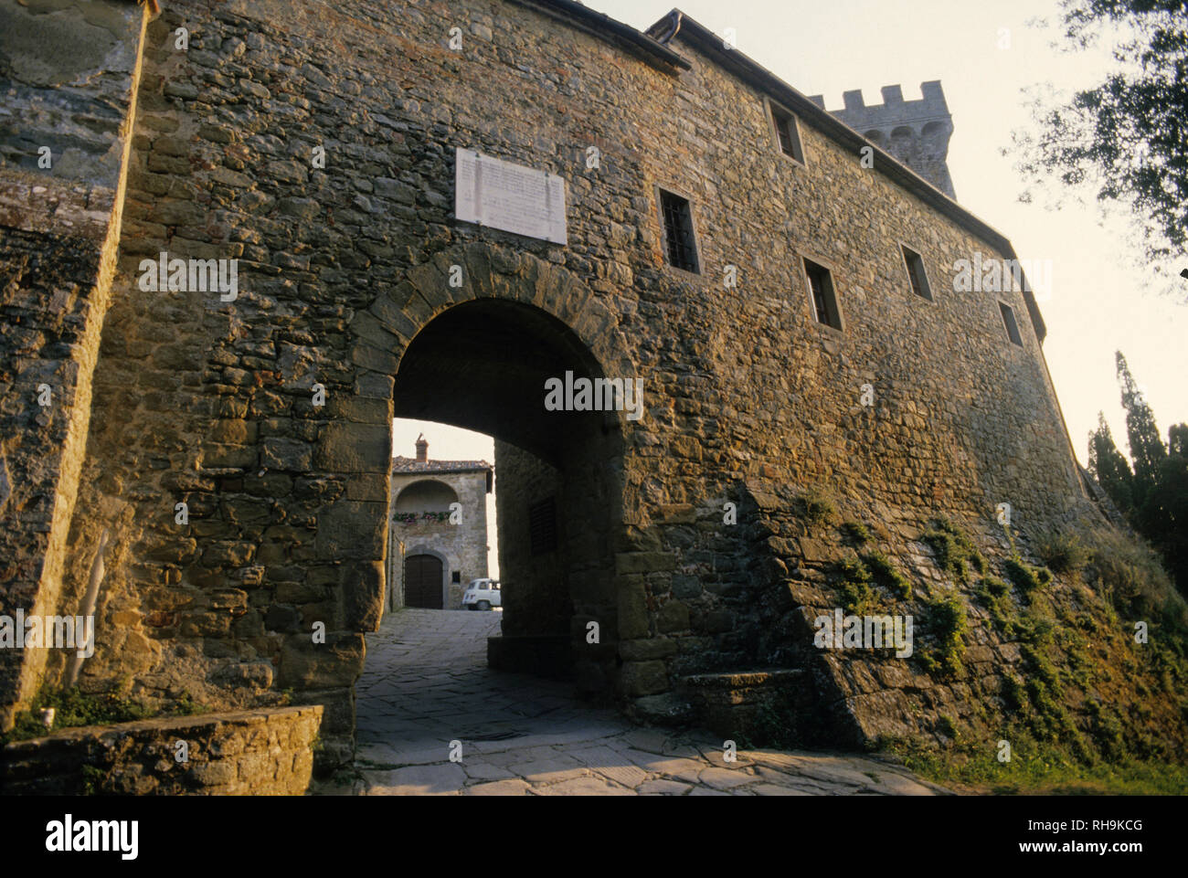 Gargonza castle hi-res stock photography and images - Alamy