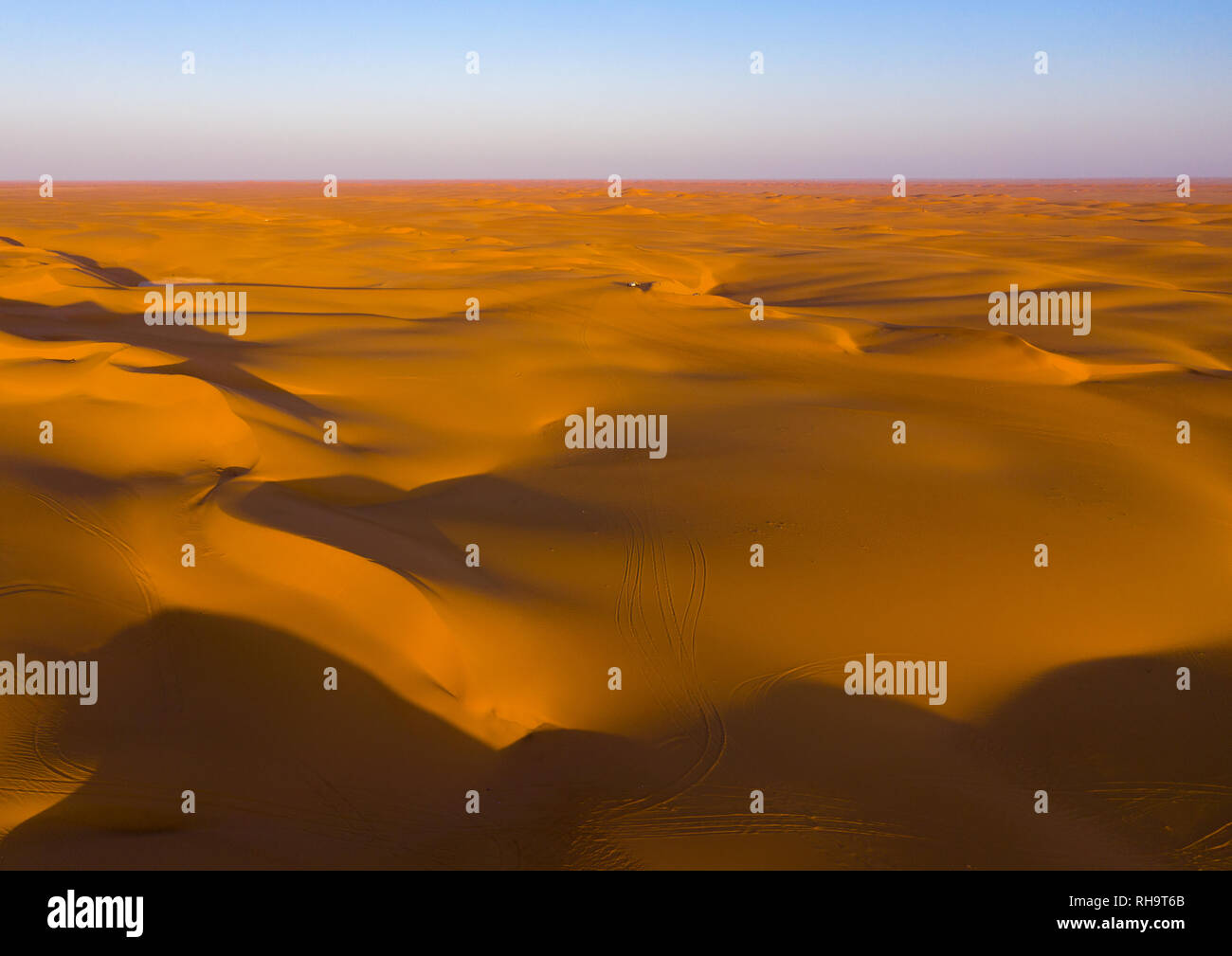 The rub' al Khali empty quarter desert aerial view, Rub al-Khali ...