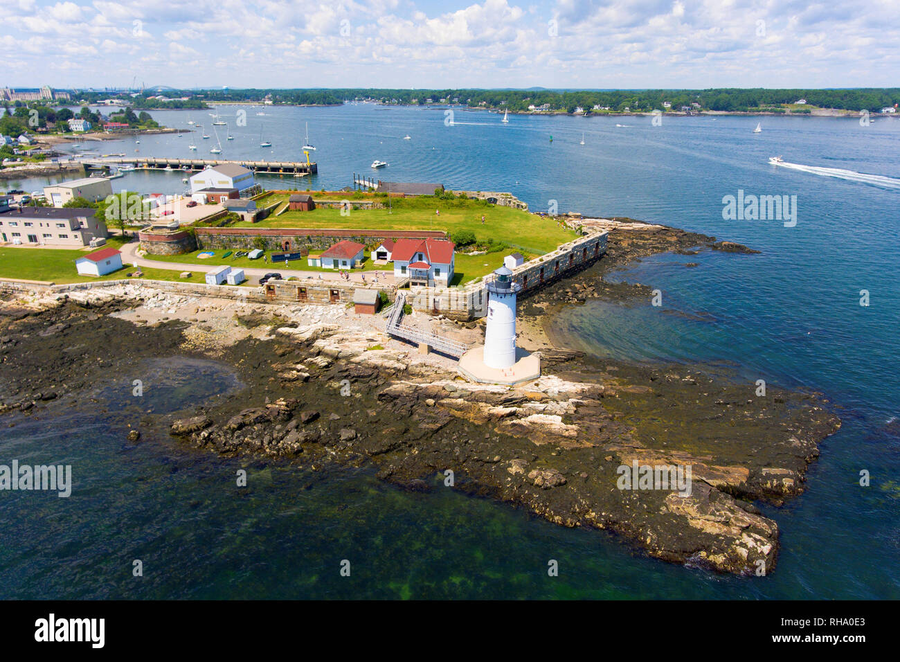 Portsmouth Harbor Lighthouse and Fort Constitution State Historic Site ...