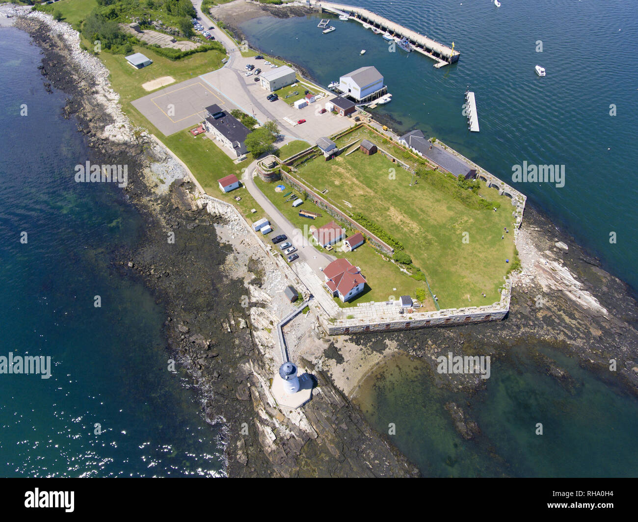 Portsmouth Harbor Lighthouse and Fort Constitution State Historic Site ...