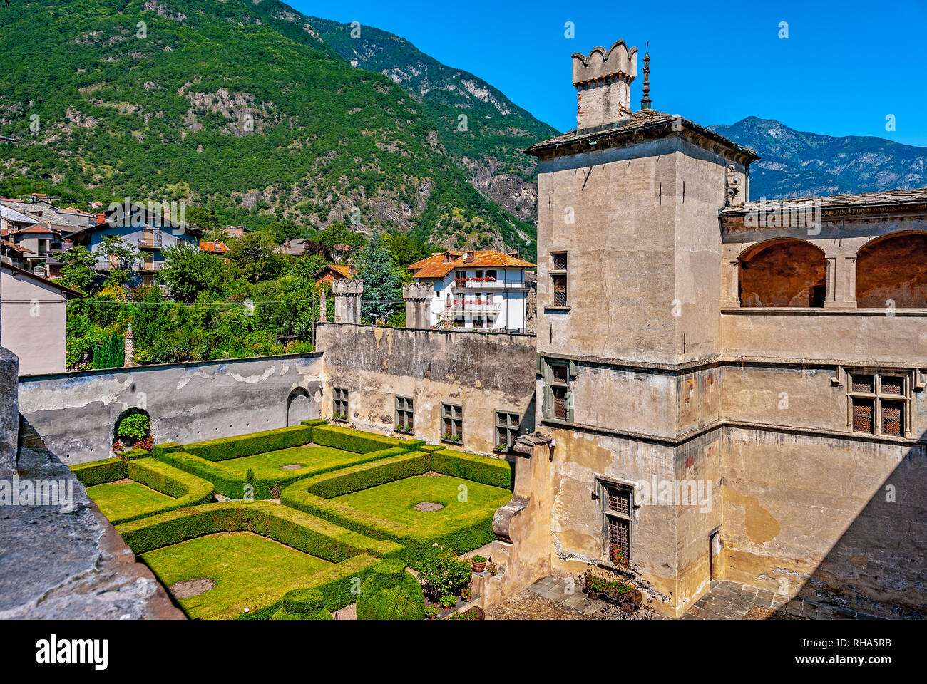 Italy Valle d'Aosta Issogne the Castle Courtyard Stock Photo - Alamy