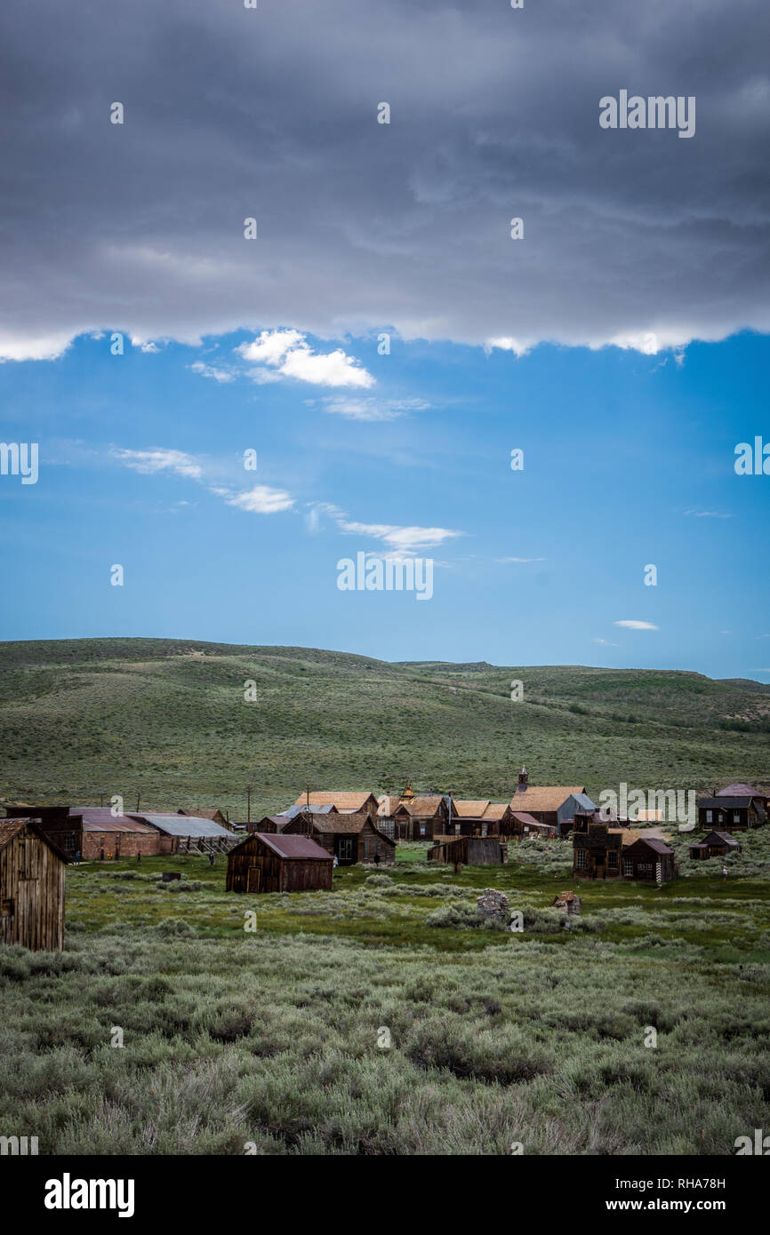 Bodie ghost town storm hi-res stock photography and images - Alamy