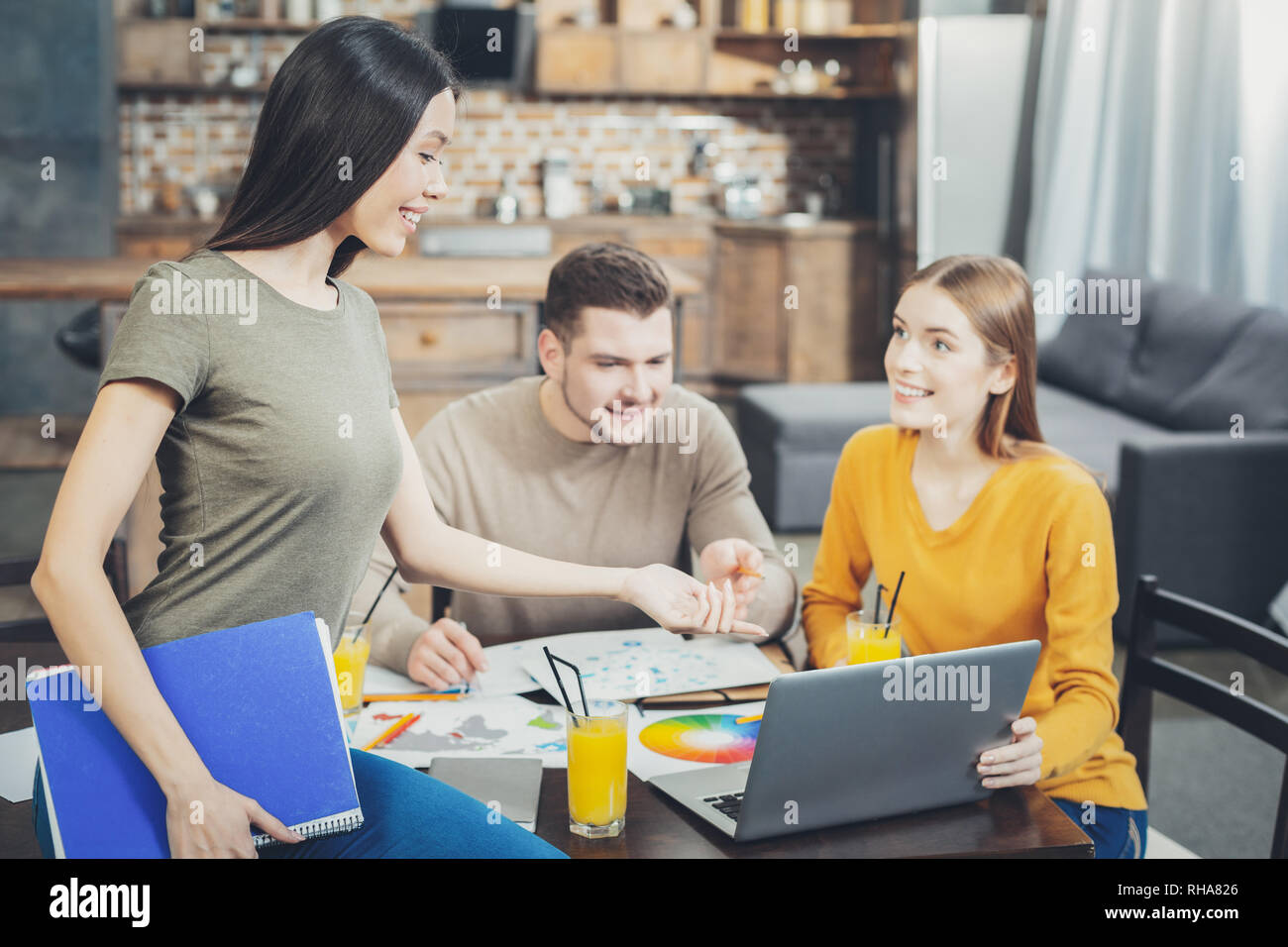 Uniting community hi-res stock photography and images - Alamy