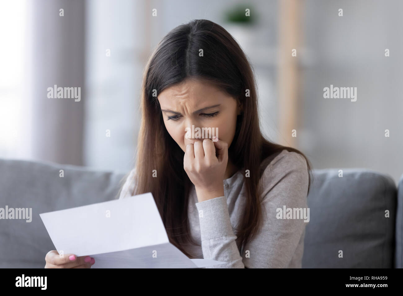Woman and reading test message hi-res stock photography and images - Alamy