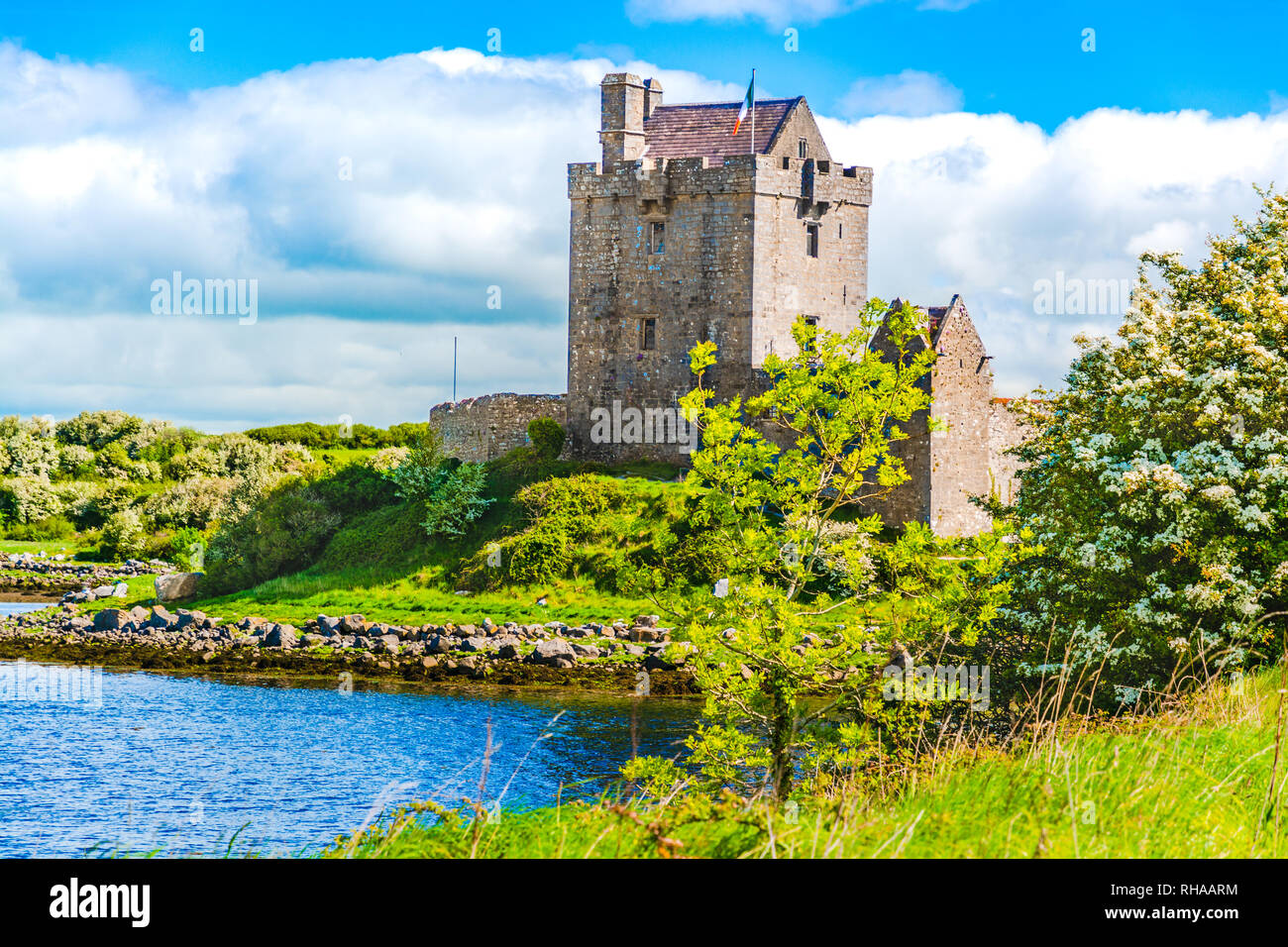 Galway, Kinvara, Ireland: Dunguaire Castle in Galway Bay, Ireland Stock ...