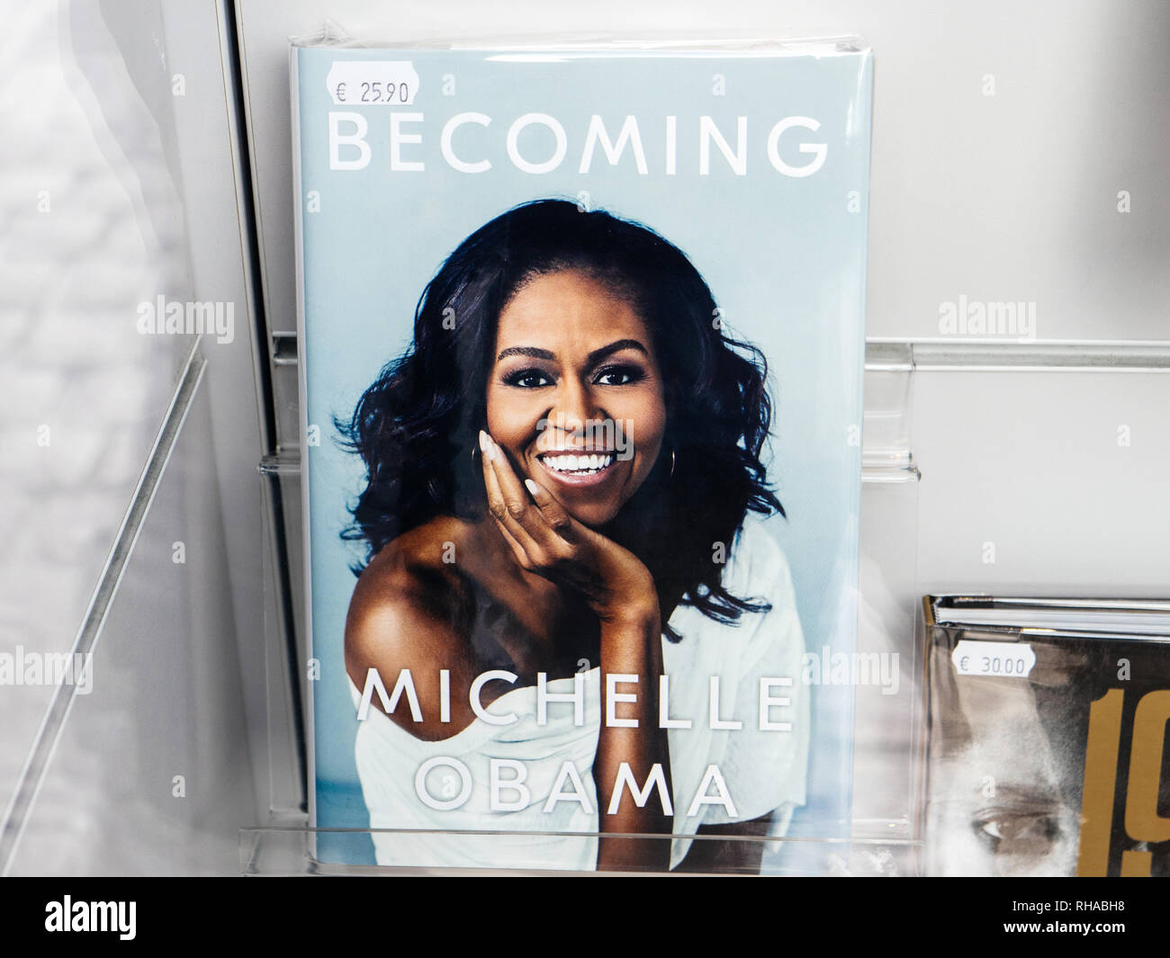 Michelle obama becoming hi-res stock photography and images - Alamy
