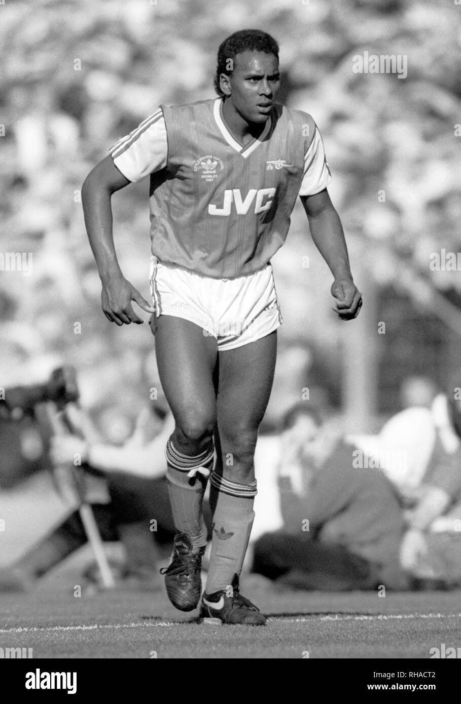 DAVID ROCASTLE, ARSENAL FC, , 1987 Stock Photo - Alamy