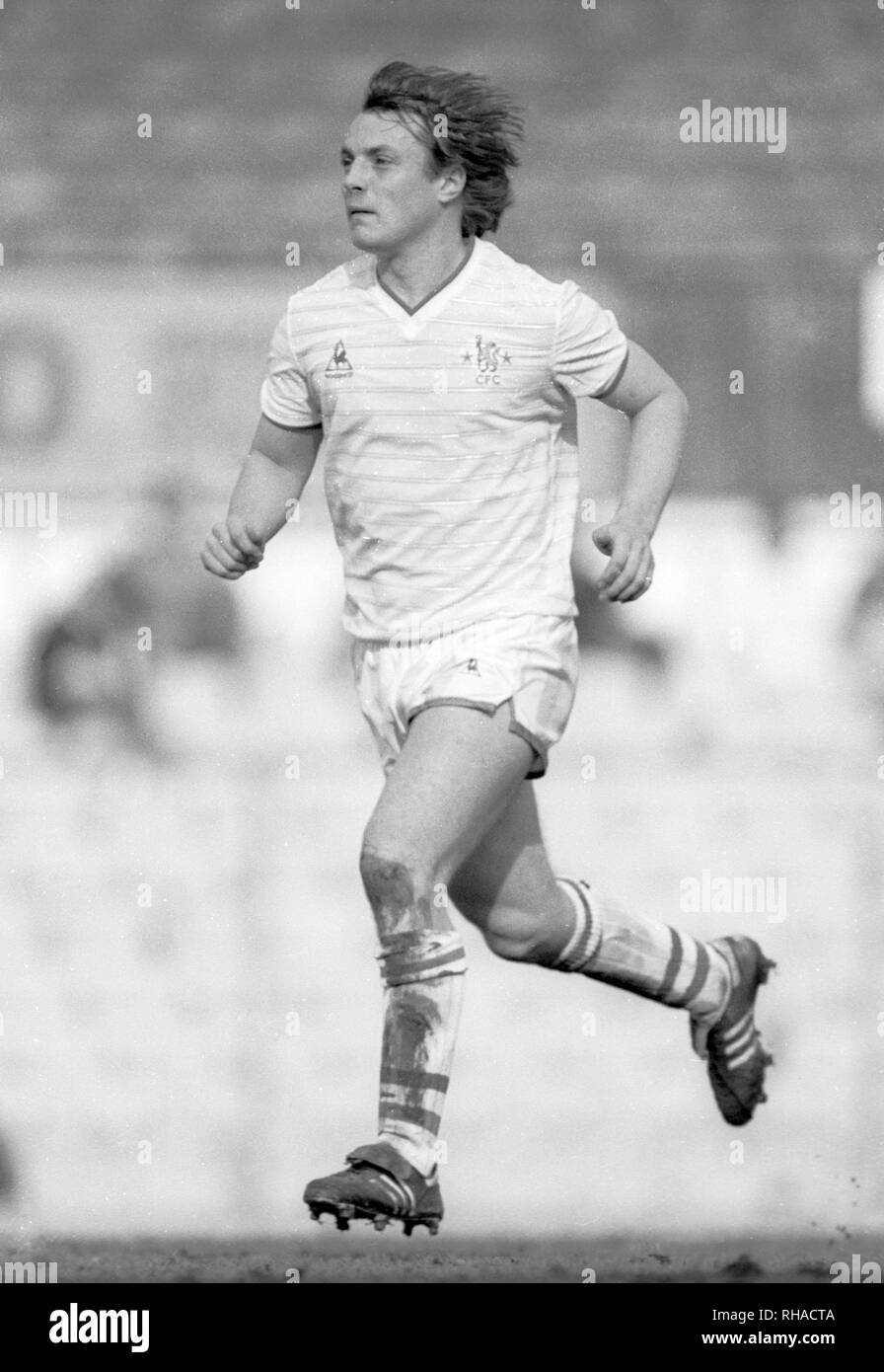 JOHN BUMSTEAD, CHELSEA FC, , 1985 Stock Photo - Alamy