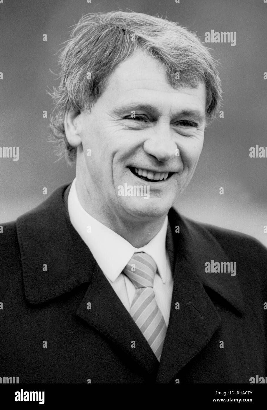 Bobby robson 1986 hi-res stock photography and images - Alamy