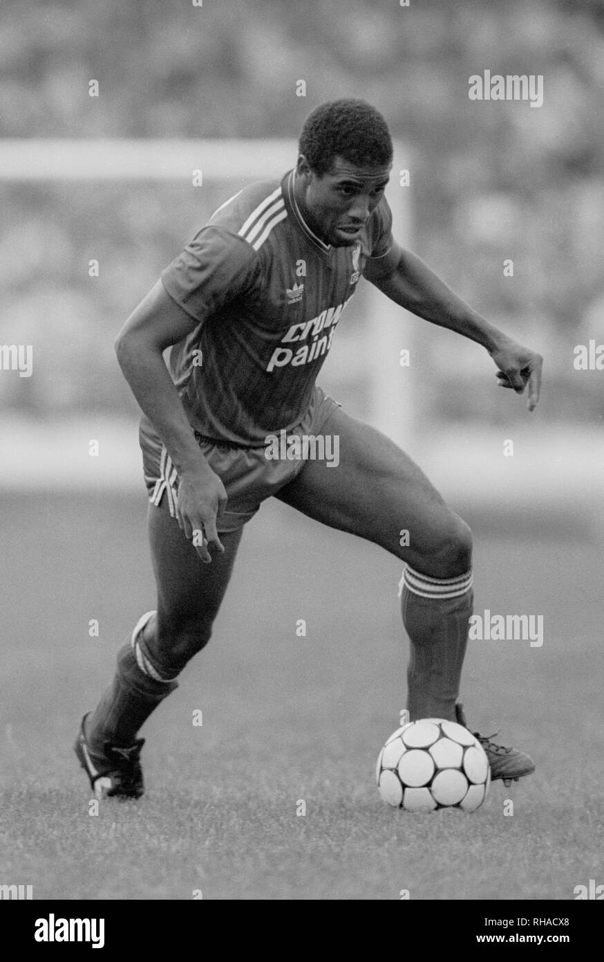 John barnes hi-res stock photography and images - Alamy