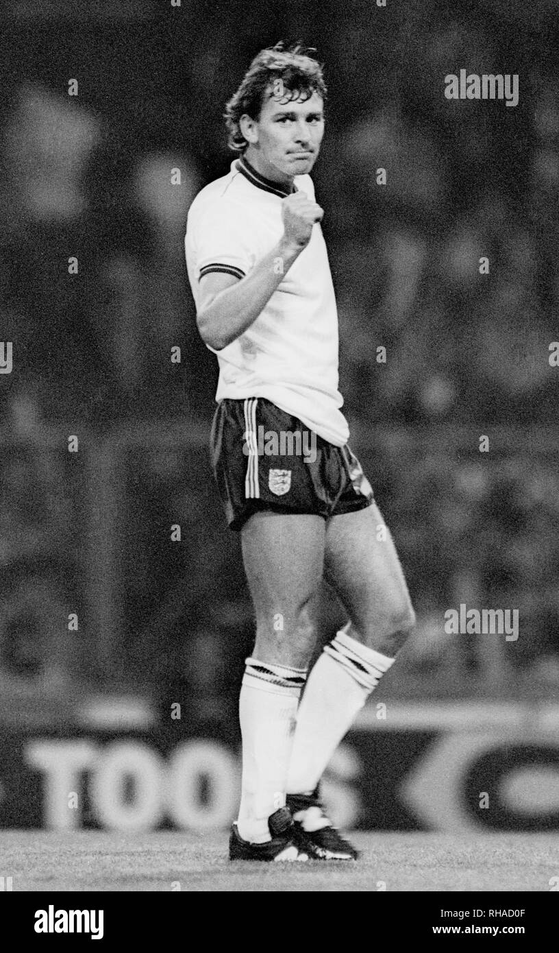 Bryan robson 1986 hi-res stock photography and images - Alamy