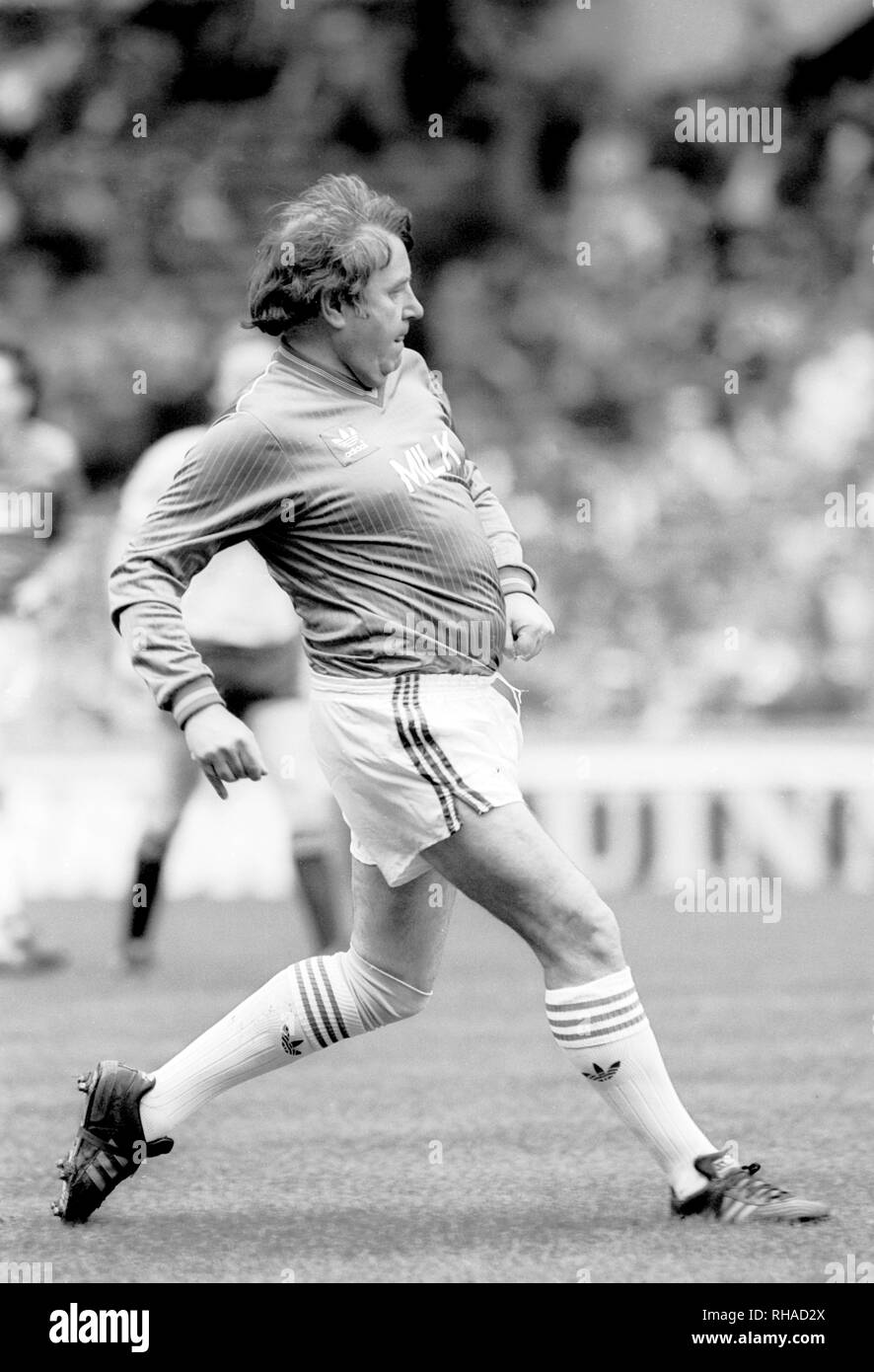 Jimmy tarbuck hi-res stock photography and images - Alamy